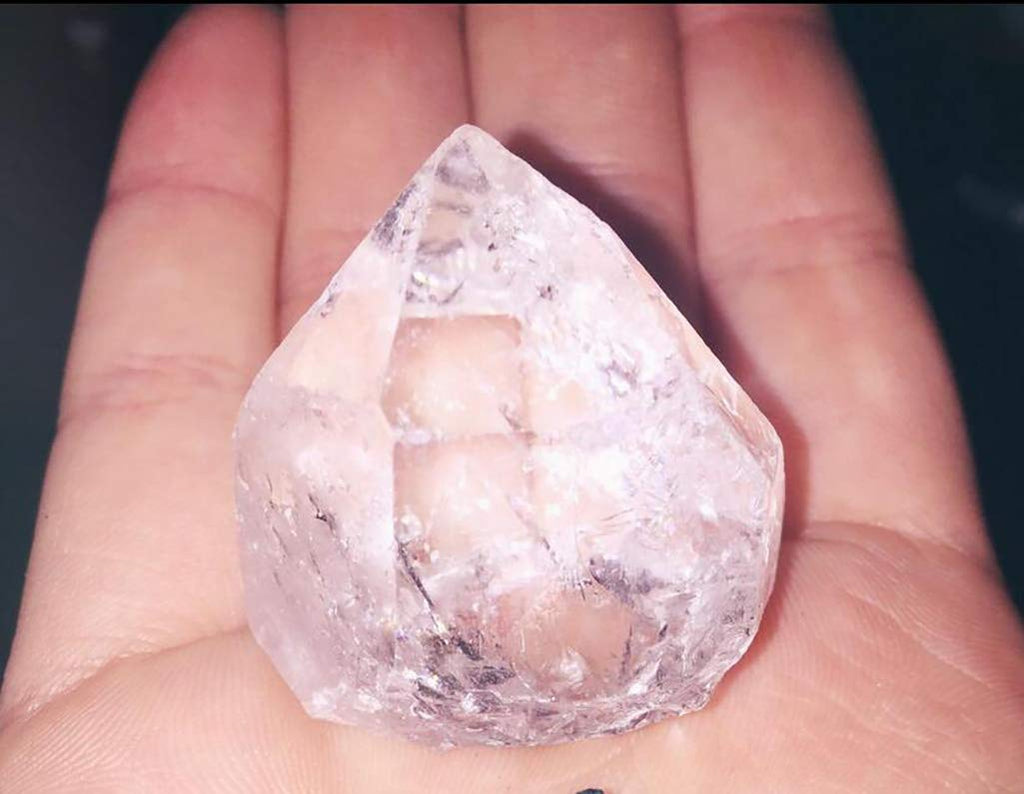 1 lb of healing quartz crystals