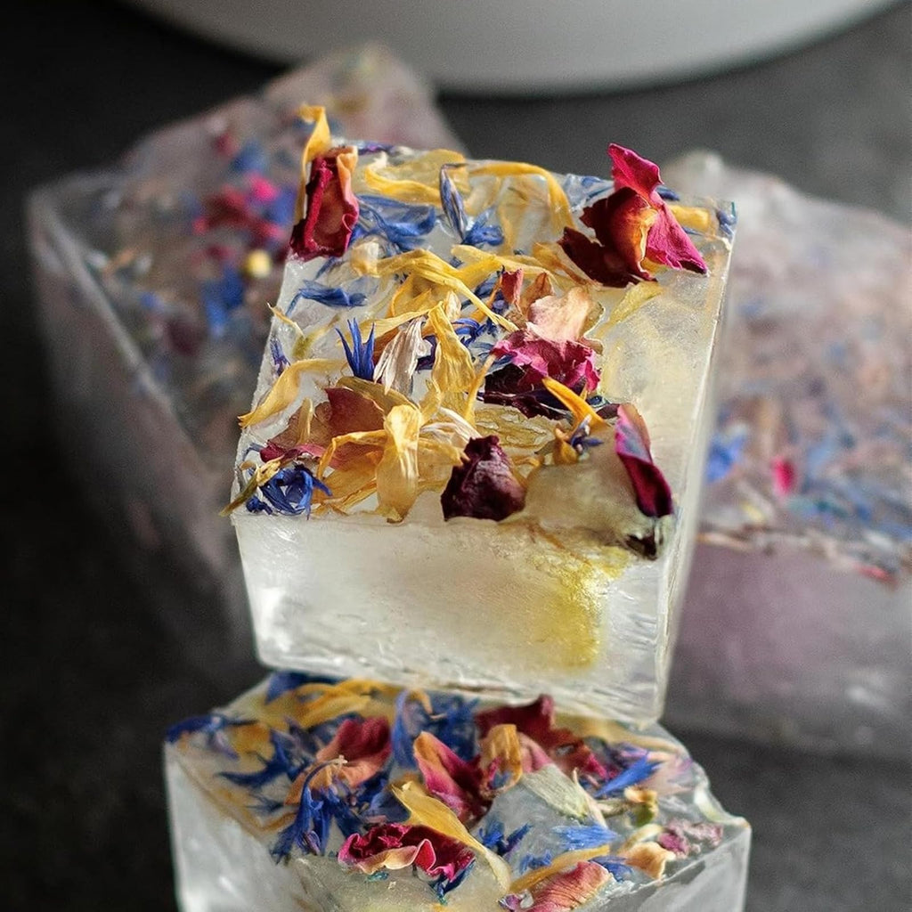Aromatic blue cornflower tea