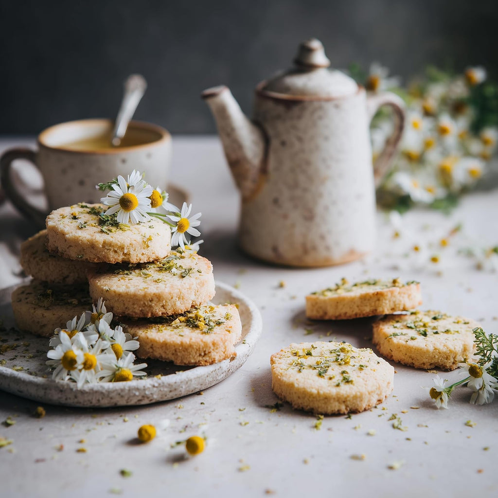 aromatic chamomile flower tea