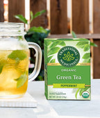 aromatic green tea with peppermint