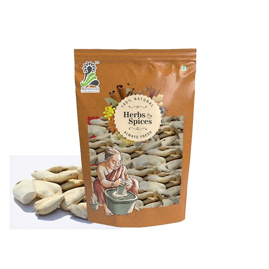 Astha Herbaveda blended vitamin supplements
