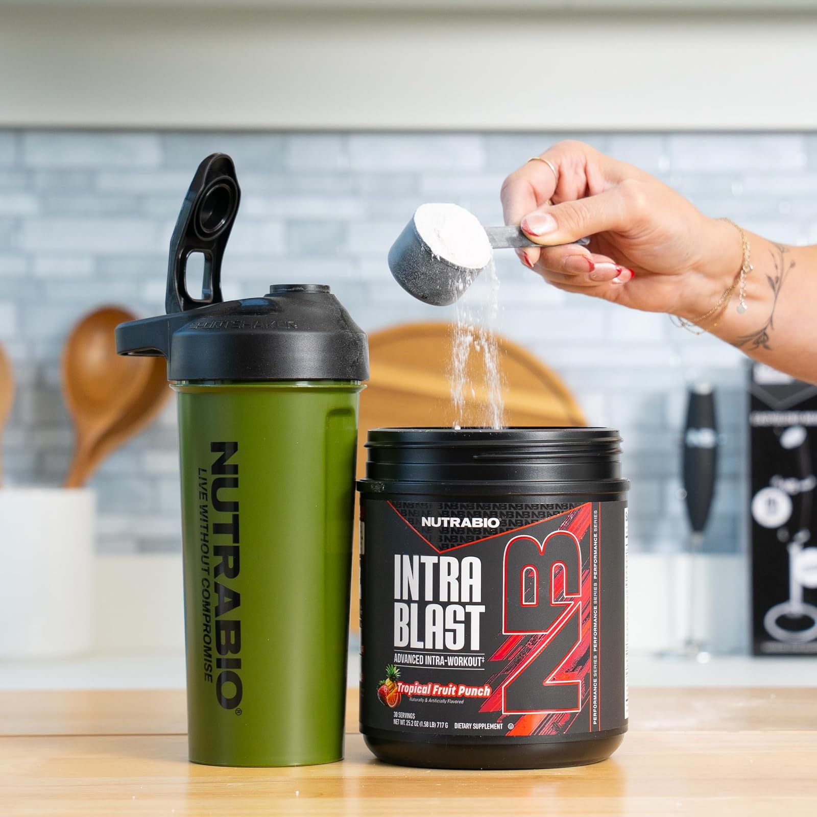 BCAA powder with 30 servings