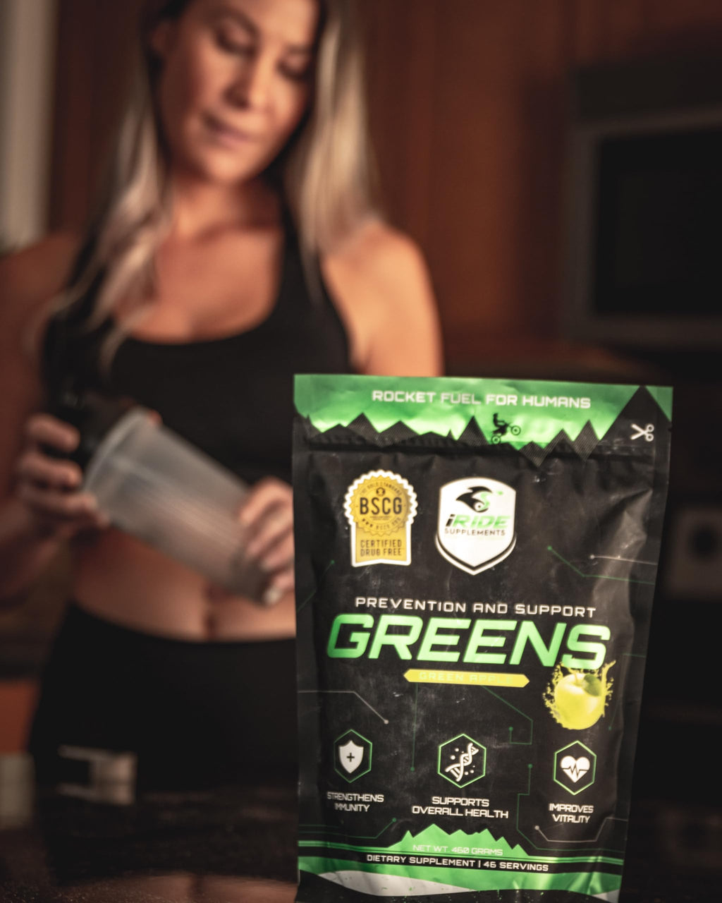 berry-flavoured spirulina protein