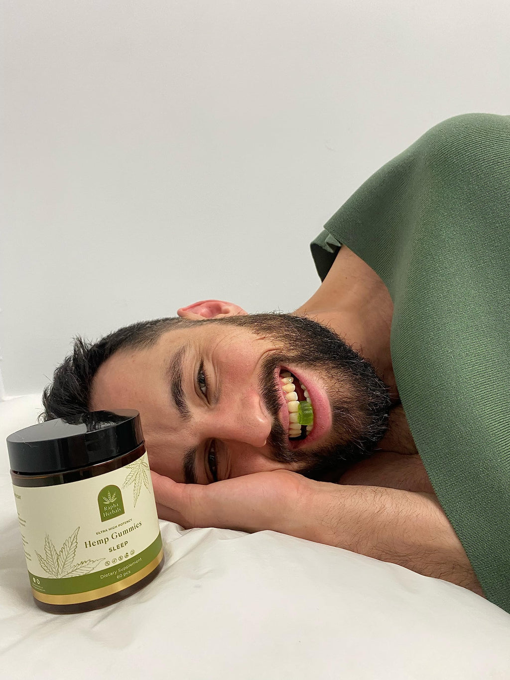 Blended vitamin supplements for sleep
