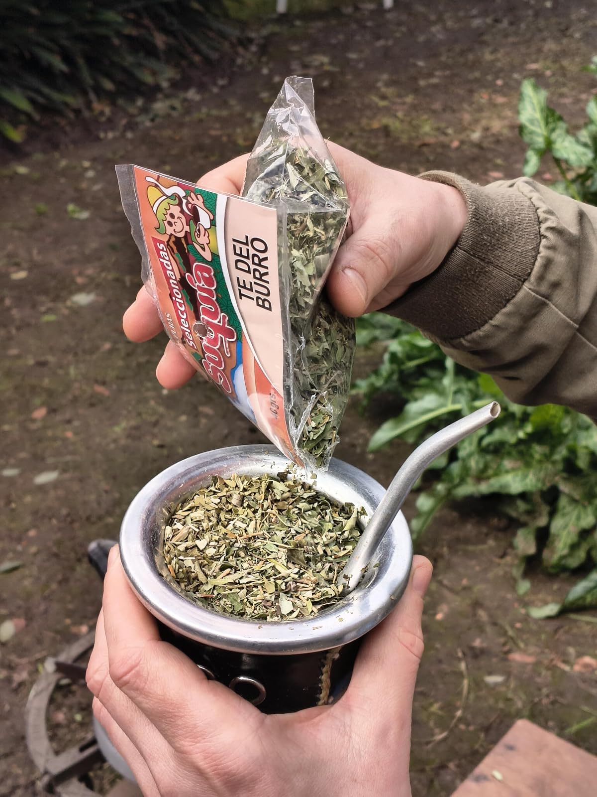 caffeine-free herbal tea option