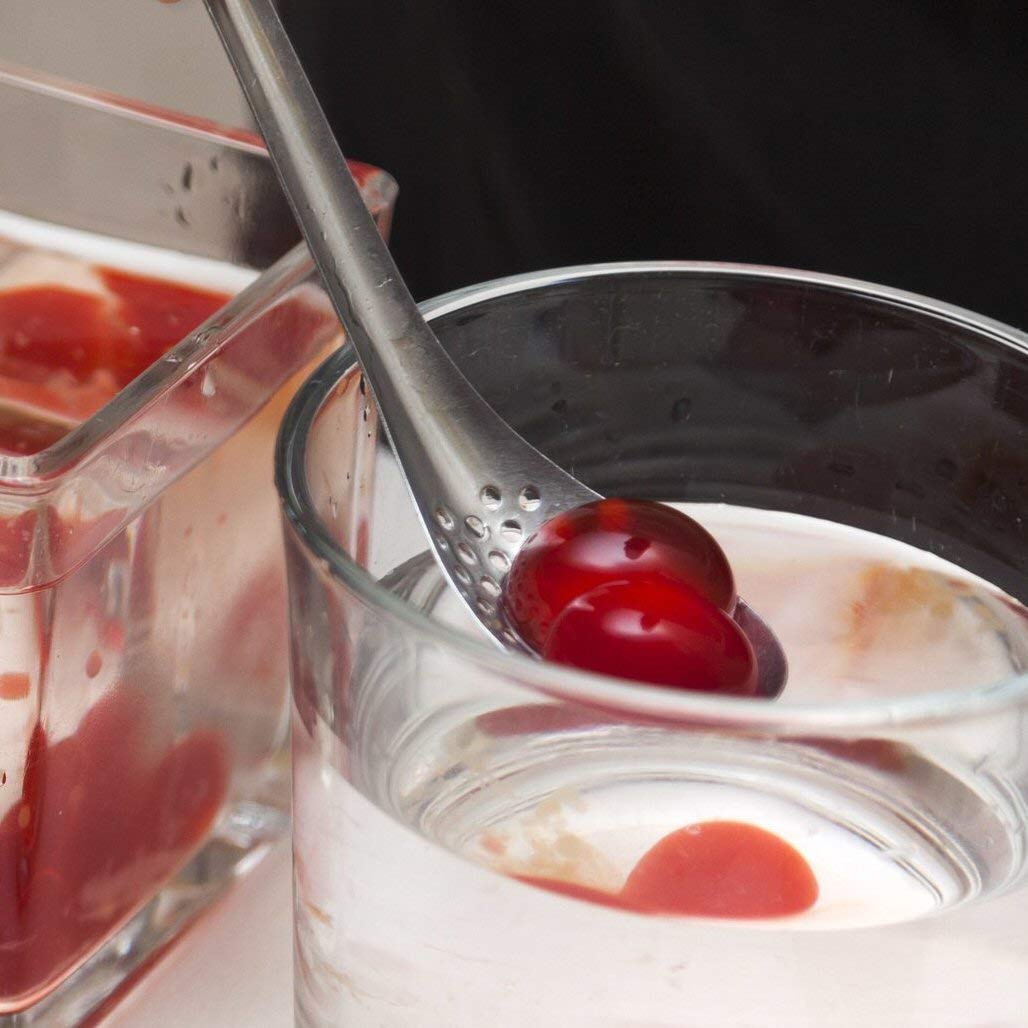 calcium for enhancing food presentation