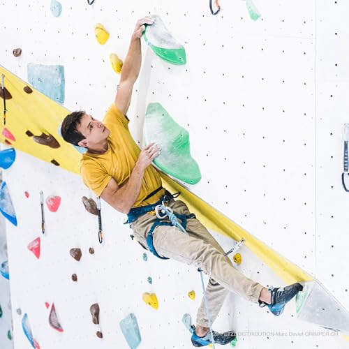 chalk for improved climbing technique