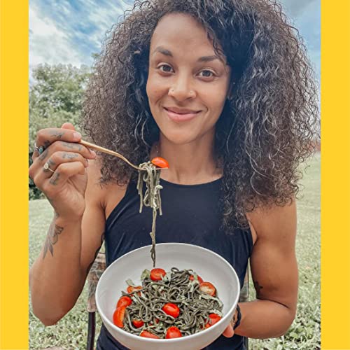 Chlorella supplements in noodle form