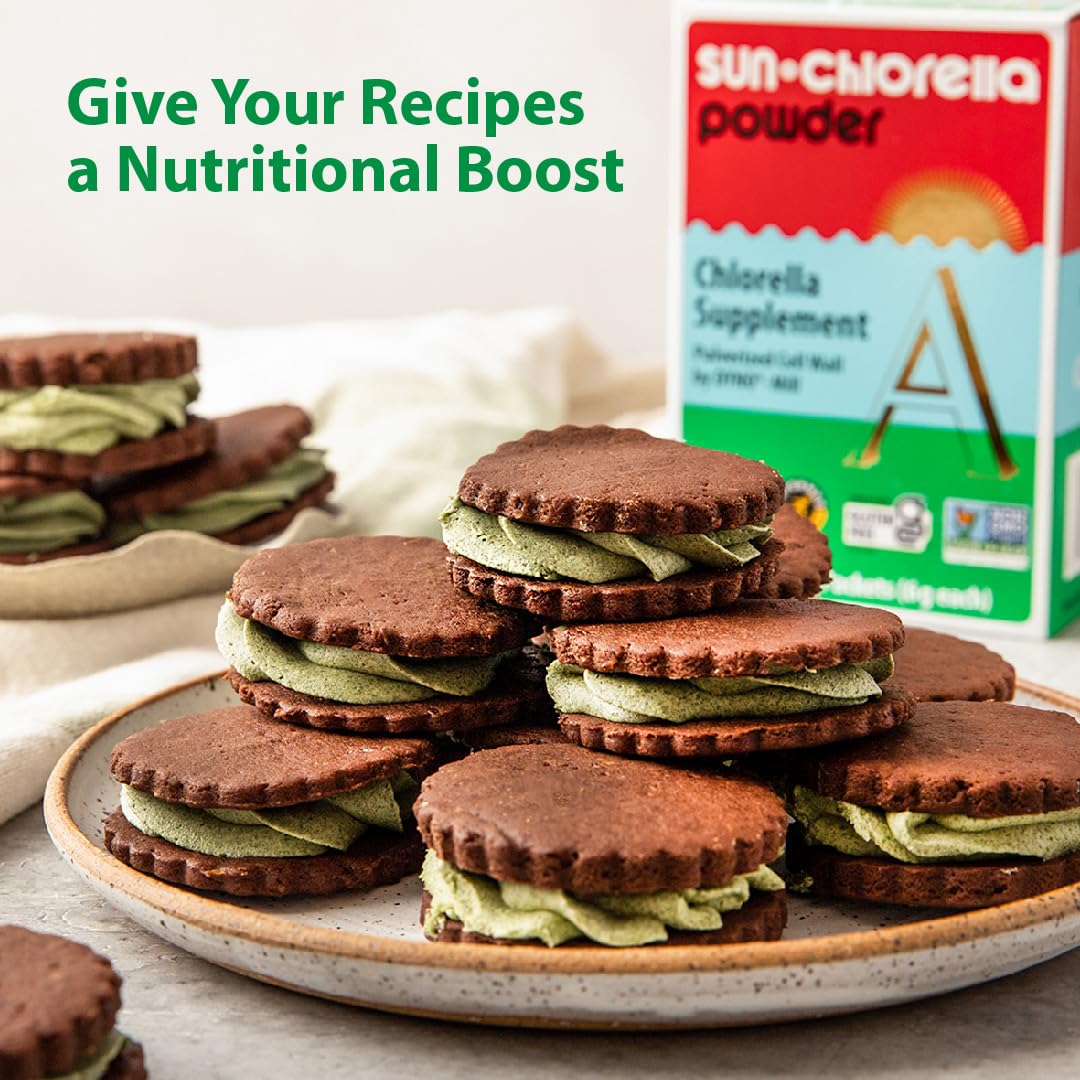 Convenient chlorella powder for smoothies