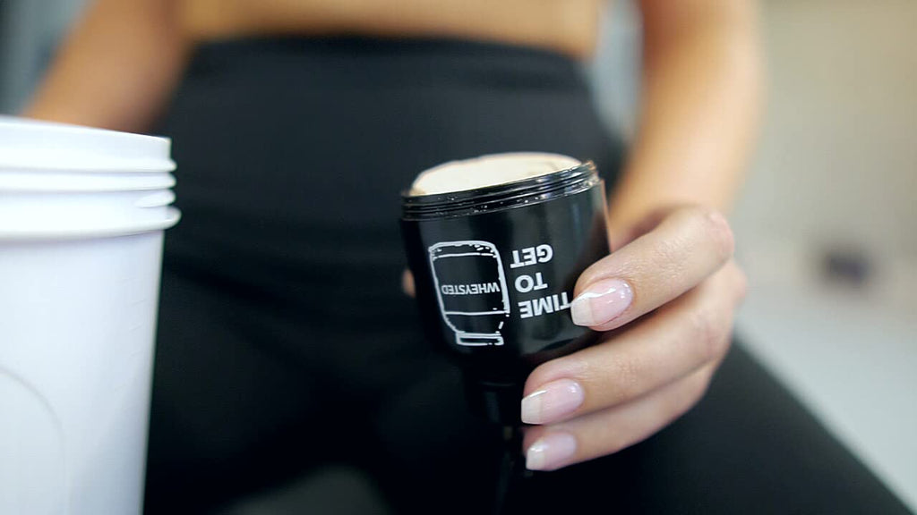 convenient protein powder dispenser