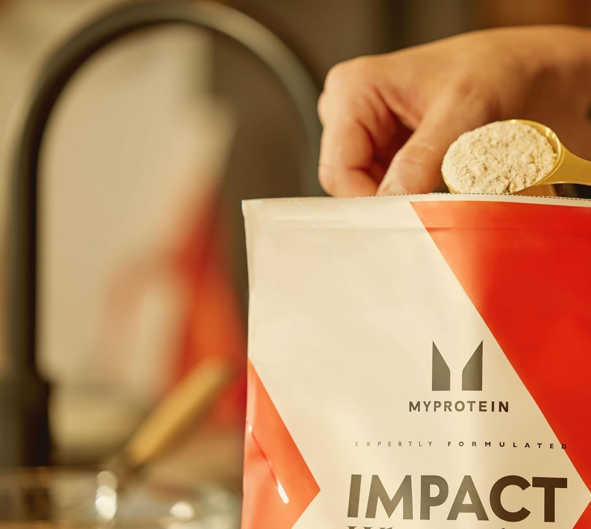 Creatine monohydrate supplement for athletes