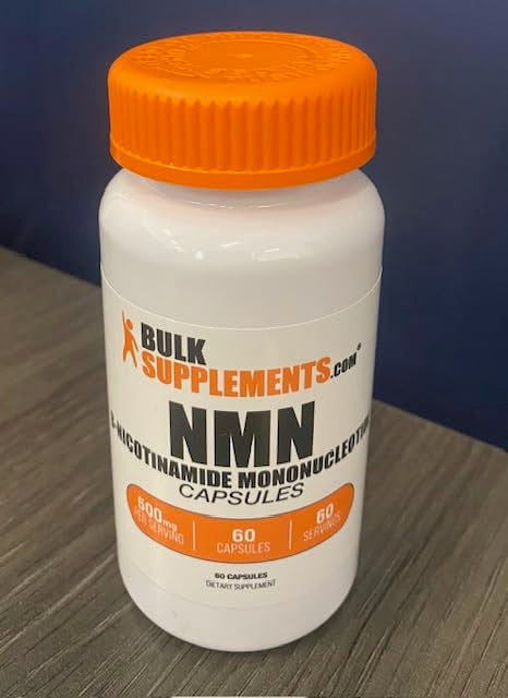 Daily NMN capsules for optimal health