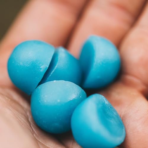 delicious blue razz flavour gummies