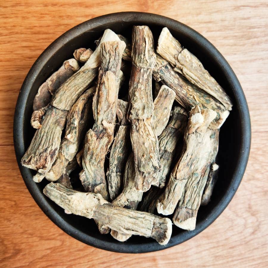 Dried calamus root for herbal tea