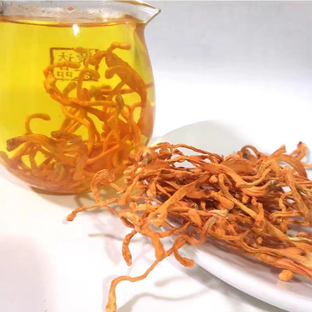 Dried mushrooms for enhancing dishes