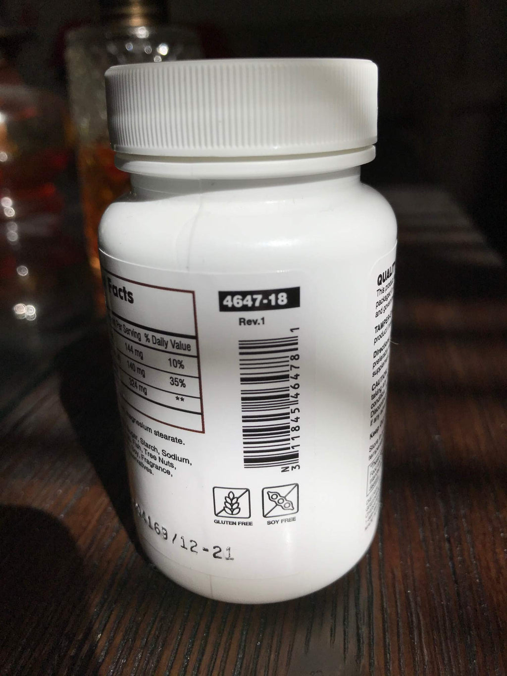 easy-to-swallow nail strengthener capsules