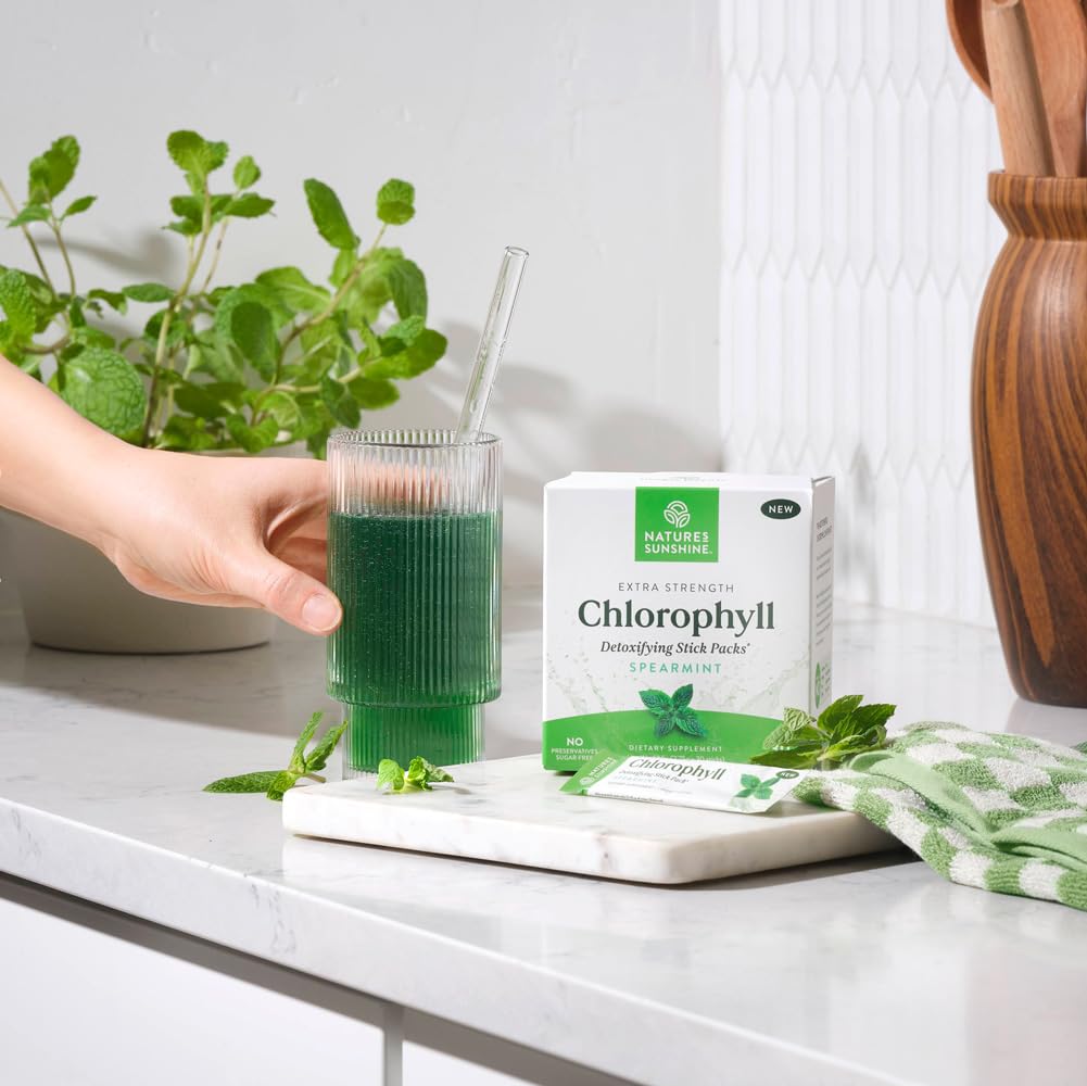 easy-to-use chlorophyll supplement packs
