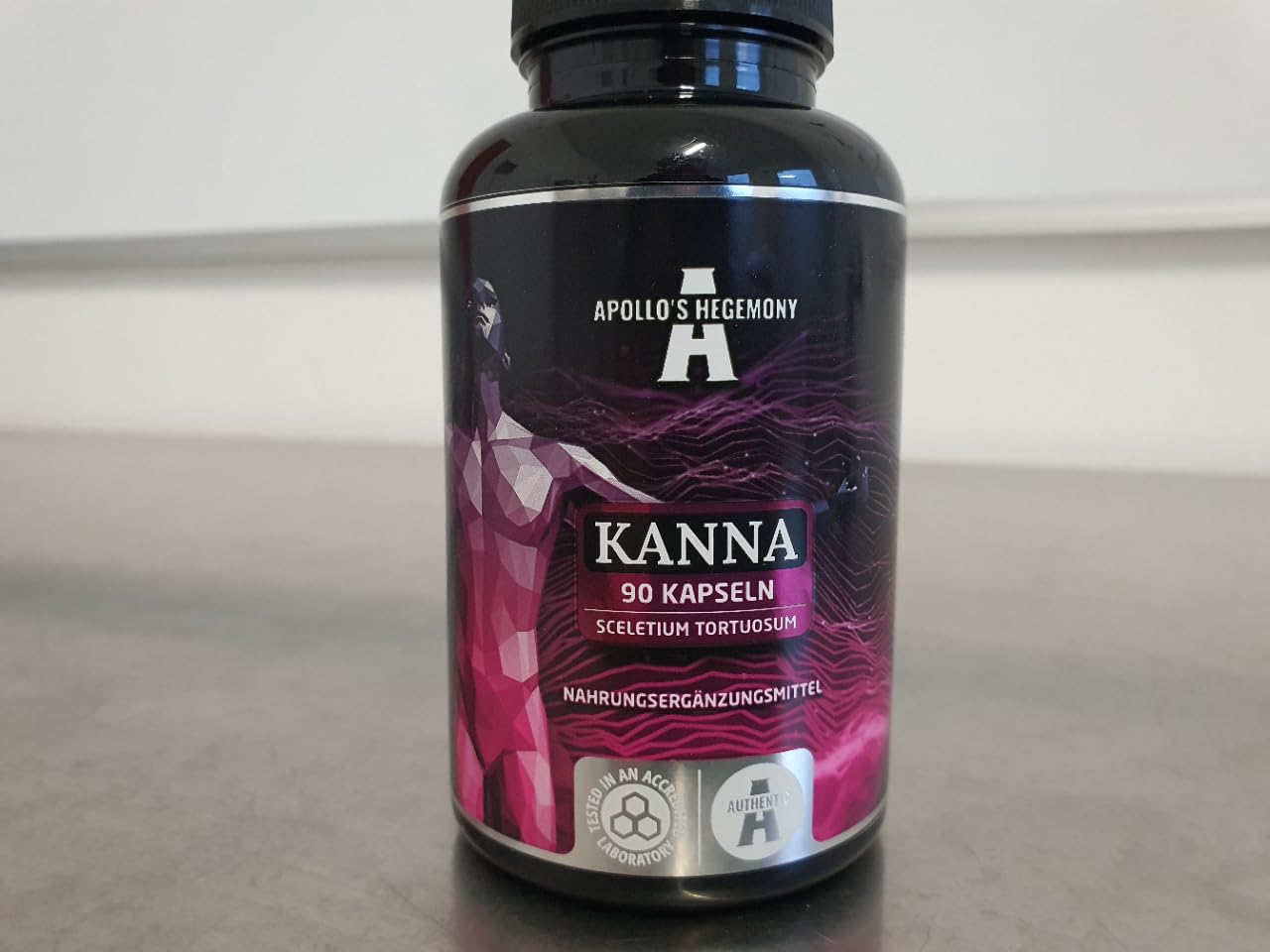 enhanced focus with Kanna extract