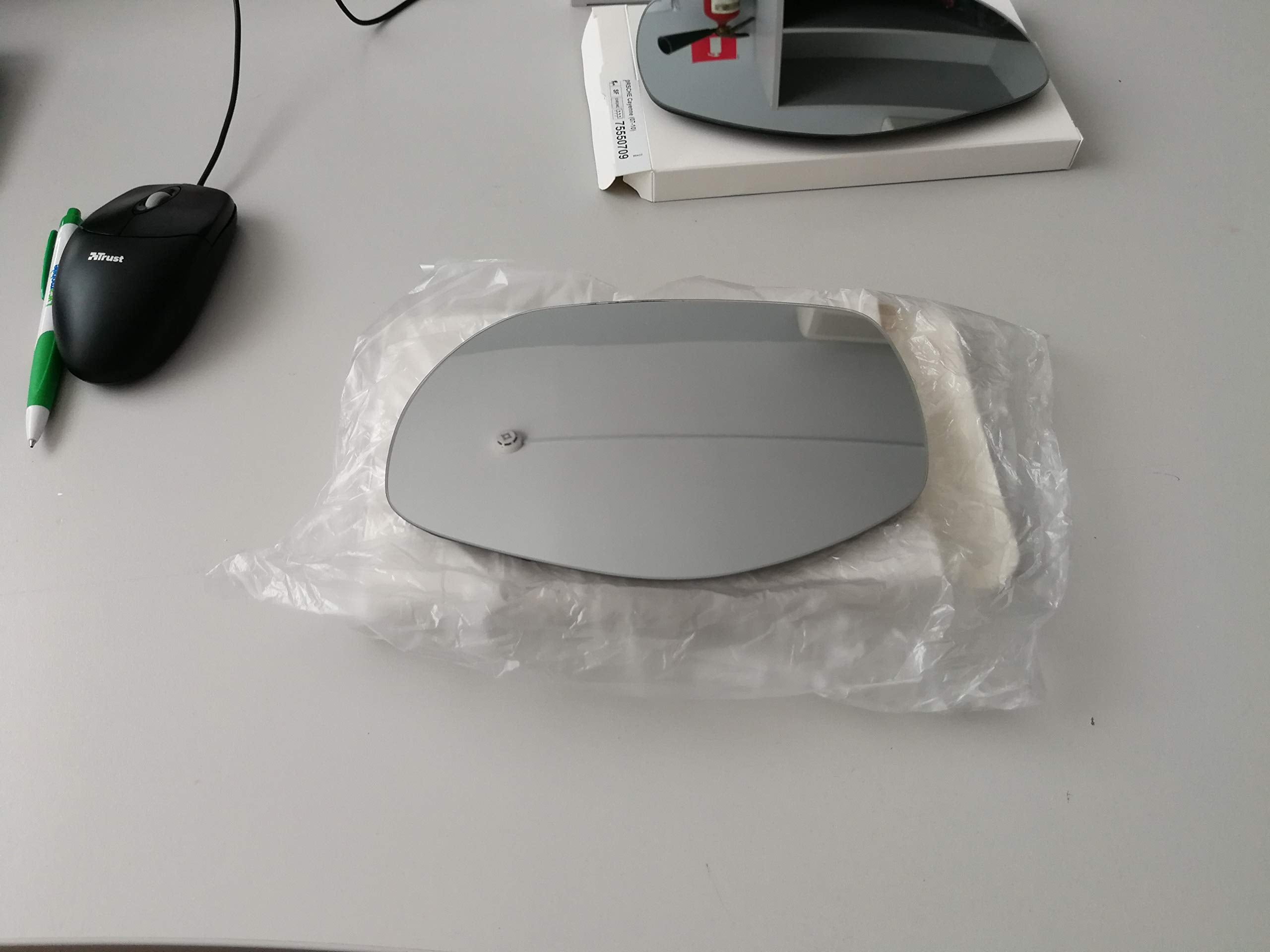 Ergon side mirror with heating feature
