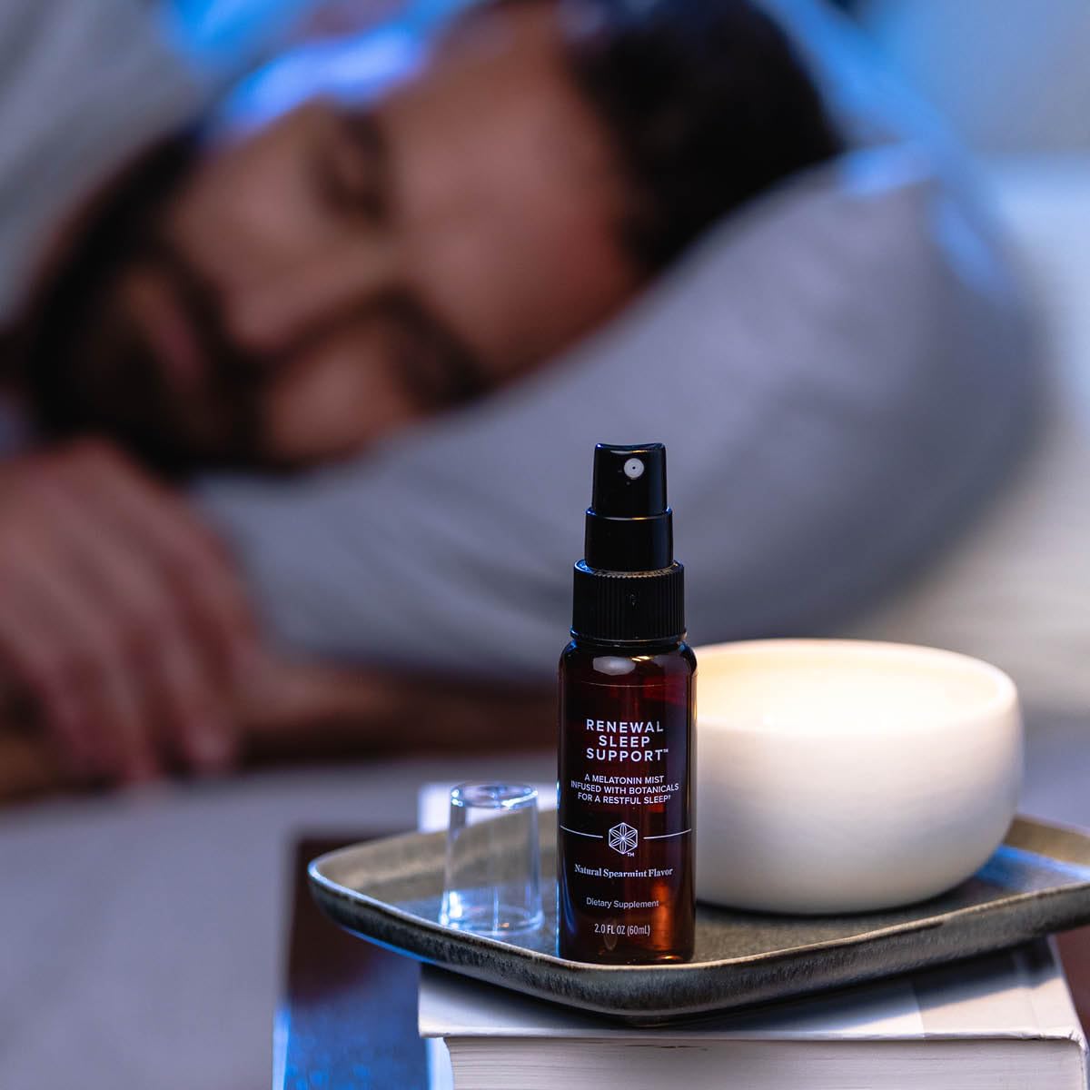 Fast-acting melatonin spray for sleep support