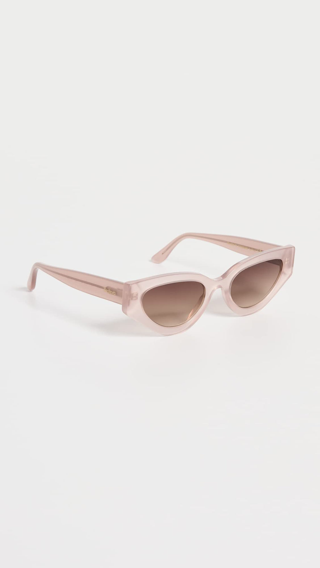 Flat lenses for sunny days