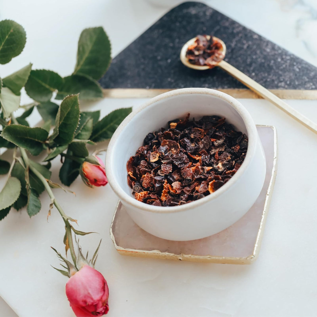 flavourful rose hips for tea blends