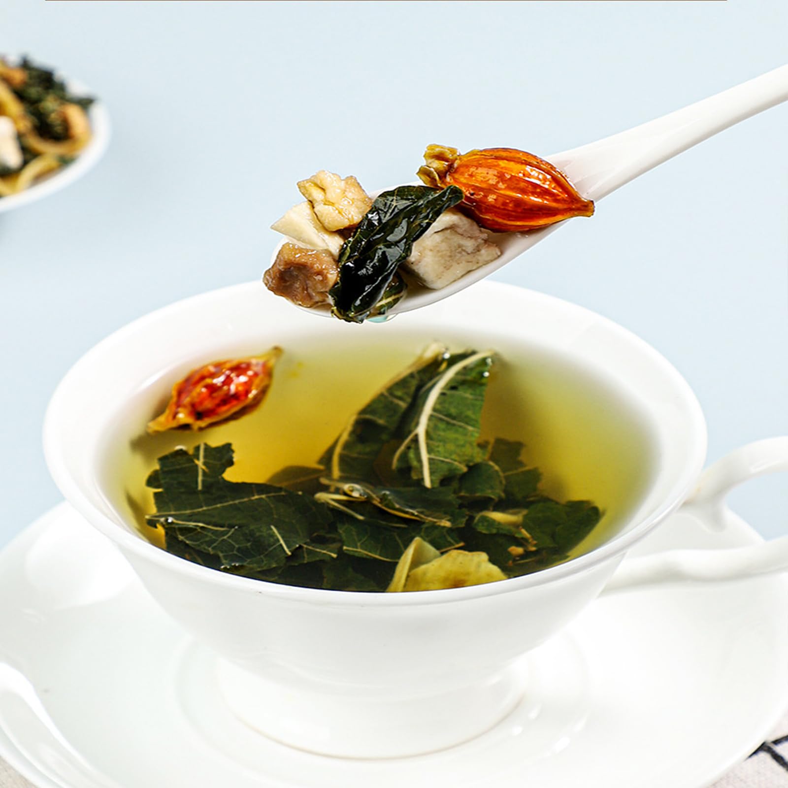 Floral herbal tea blend with chicory