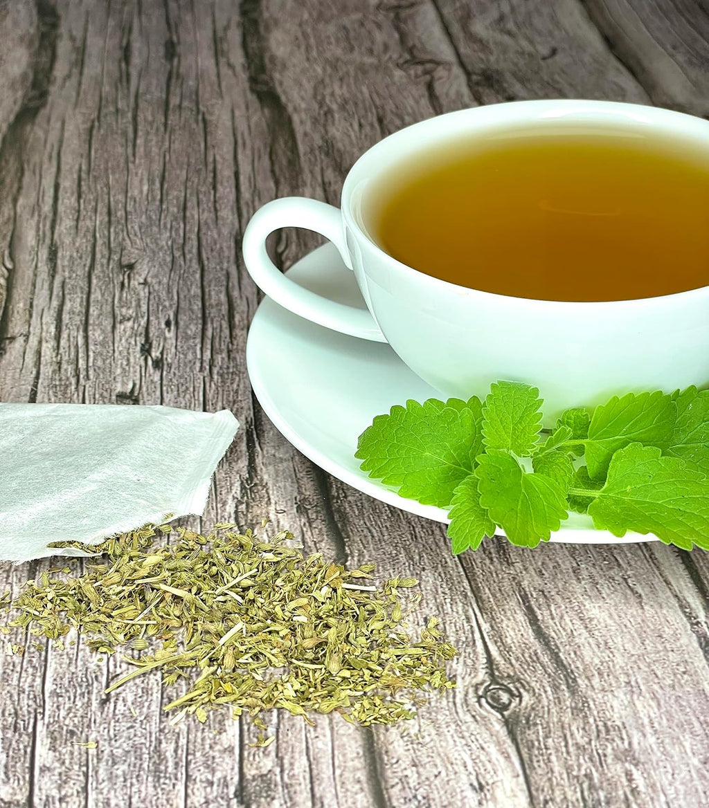 Green tea extract for vibrant cats