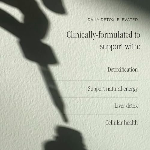 herbal detox with chlorophyll