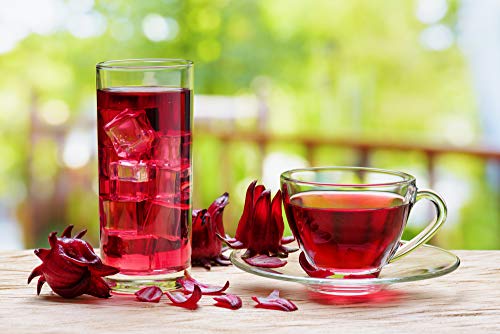 Herbal tea blend with hibiscus