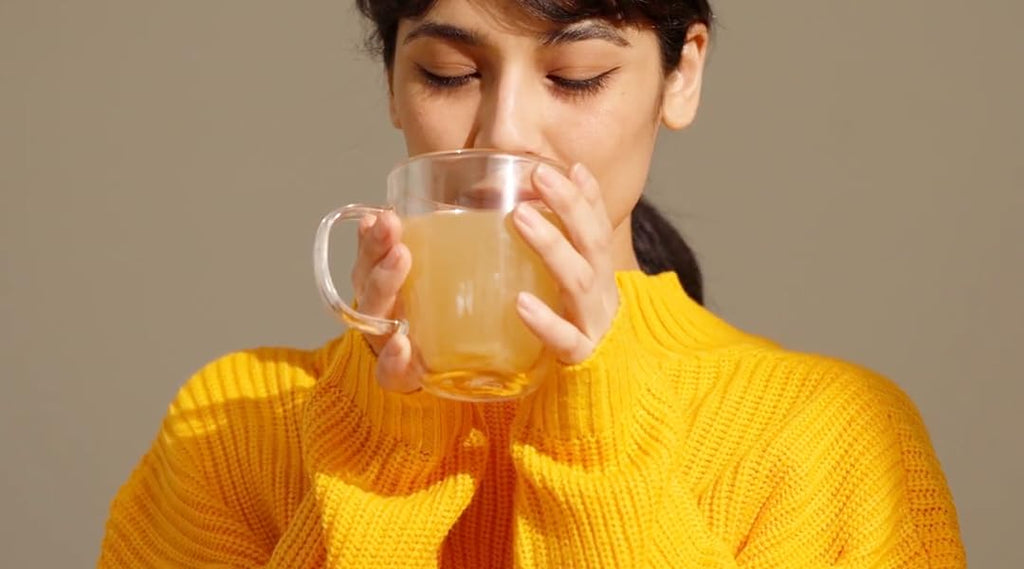 Honey ginger tea for digestive health
