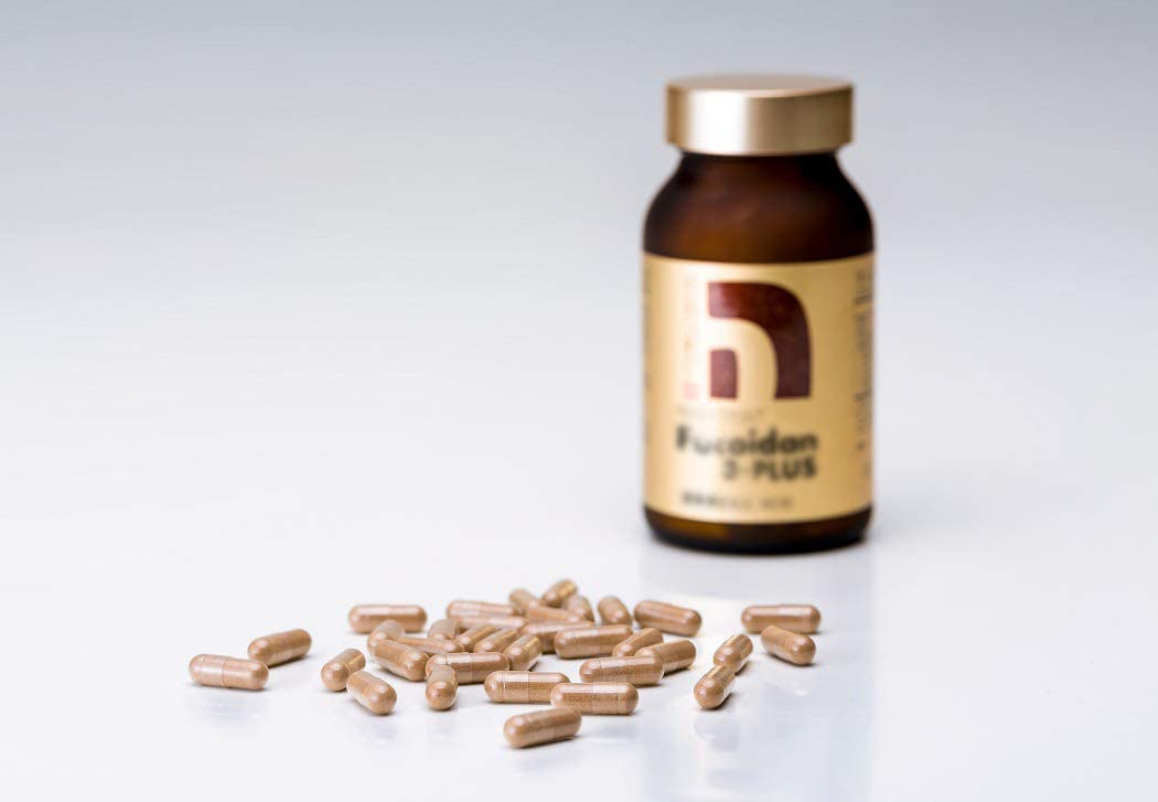 Immune-boosting fucoidan and mushrooms