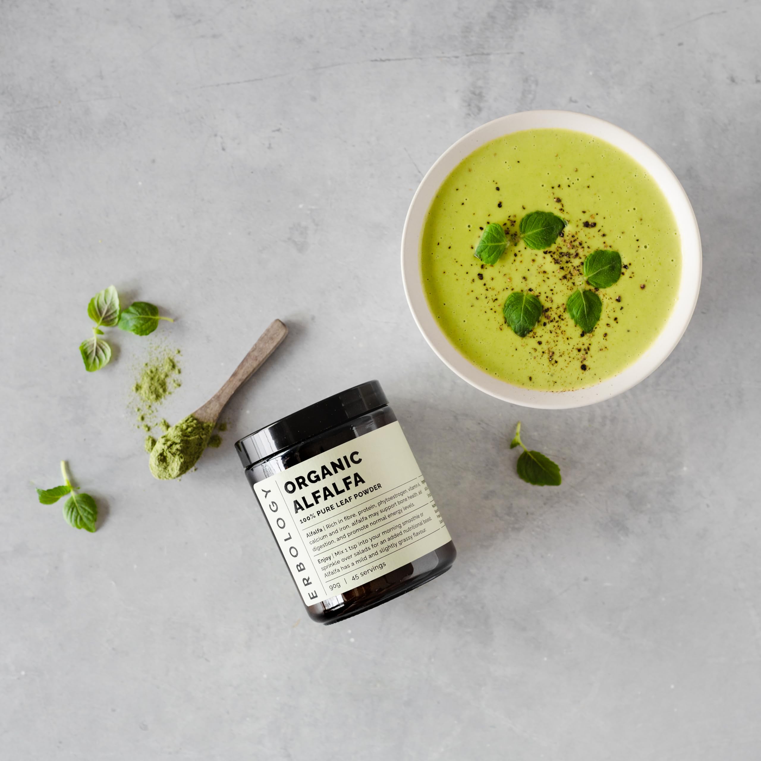 iron-rich alfalfa powder for vitality