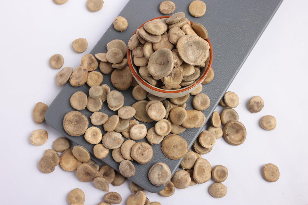 Kuchla seeds for holistic healing