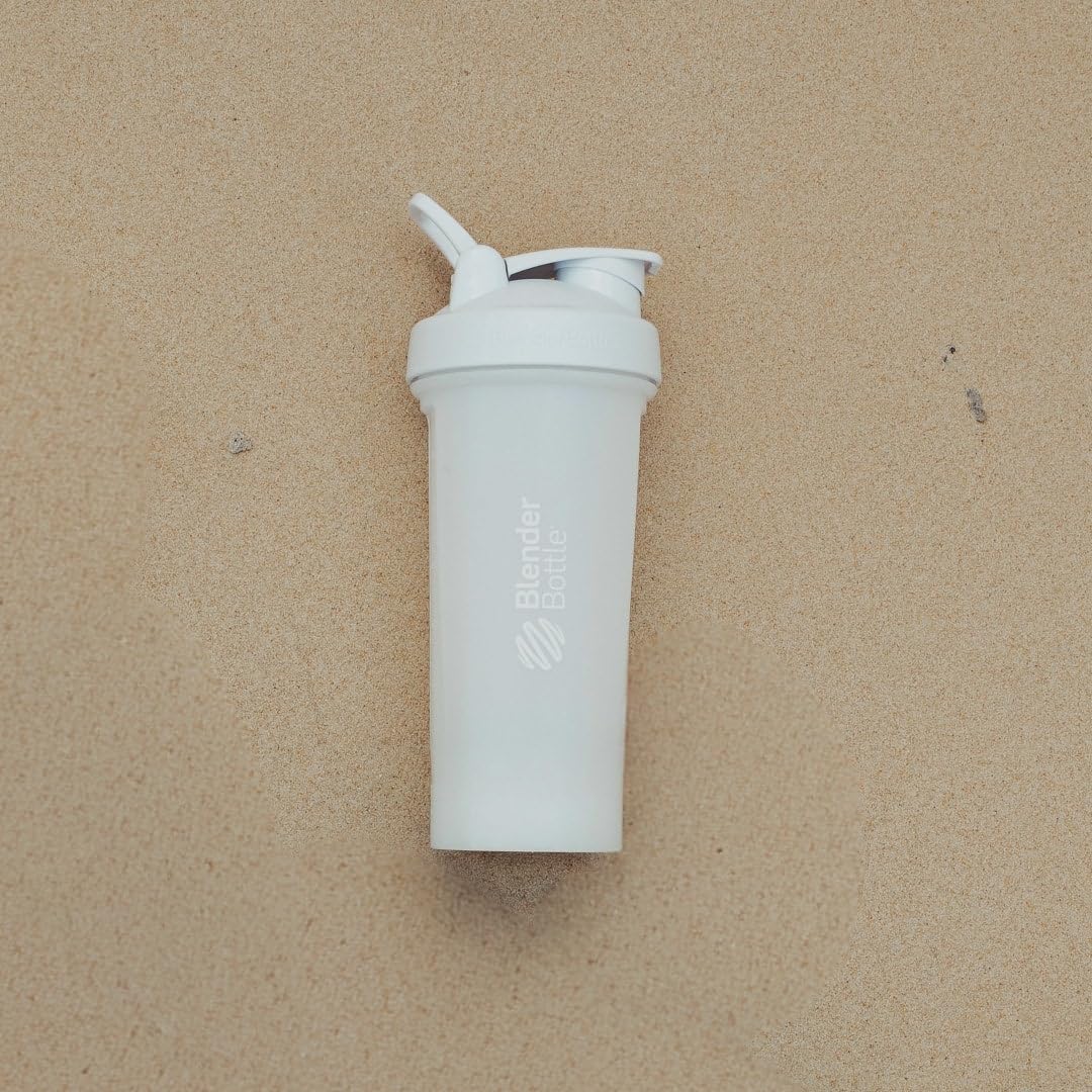 leak-proof shaker for gym use