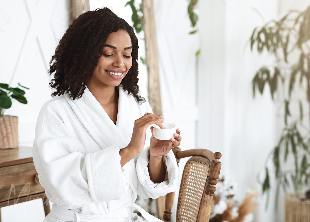 Lightweight hyaluronic acid for glowing skin