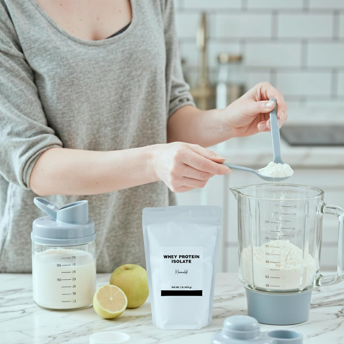 Low-carb whey protein isolate option