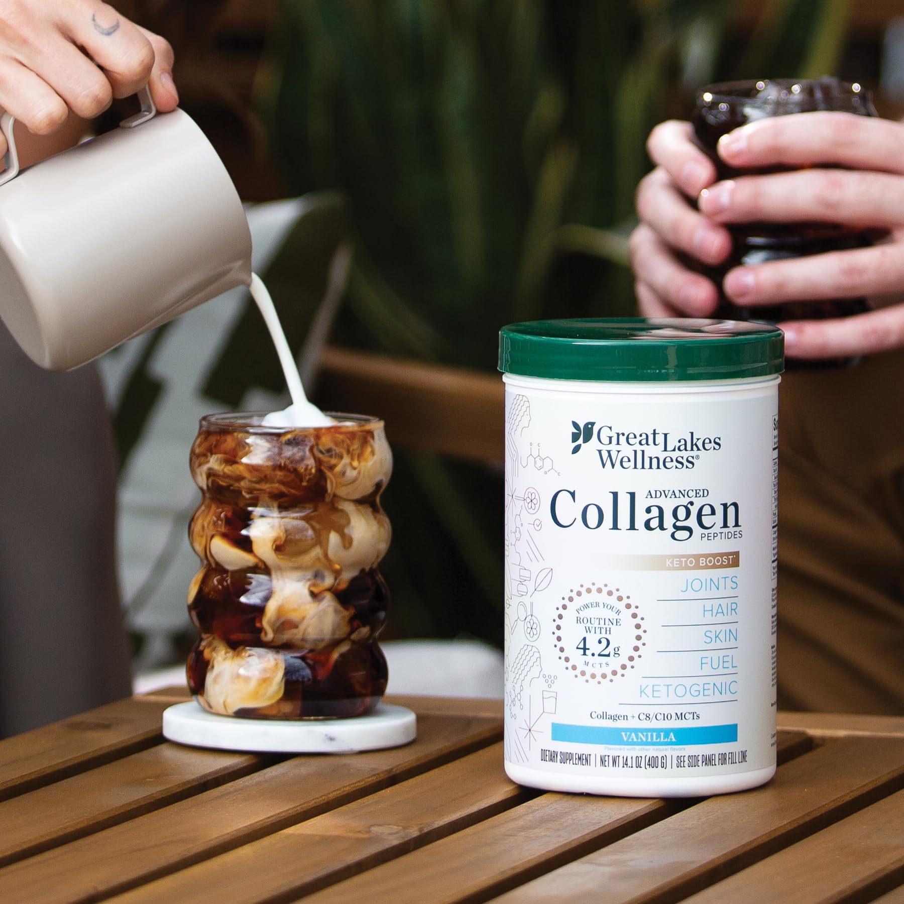 MCTs enriched collagen powder
