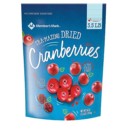 Members Mark dried cranberries for snacking