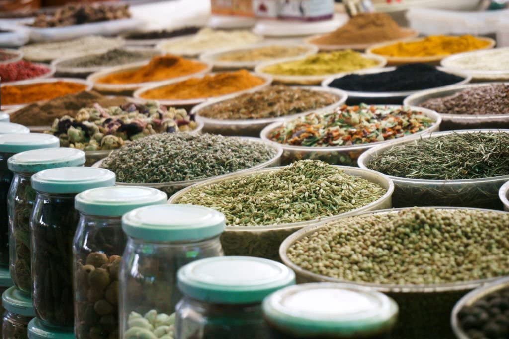 Mineral-rich supplements for balanced diet