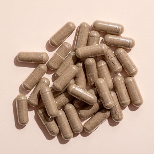 Moringa capsules for daily nutrition
