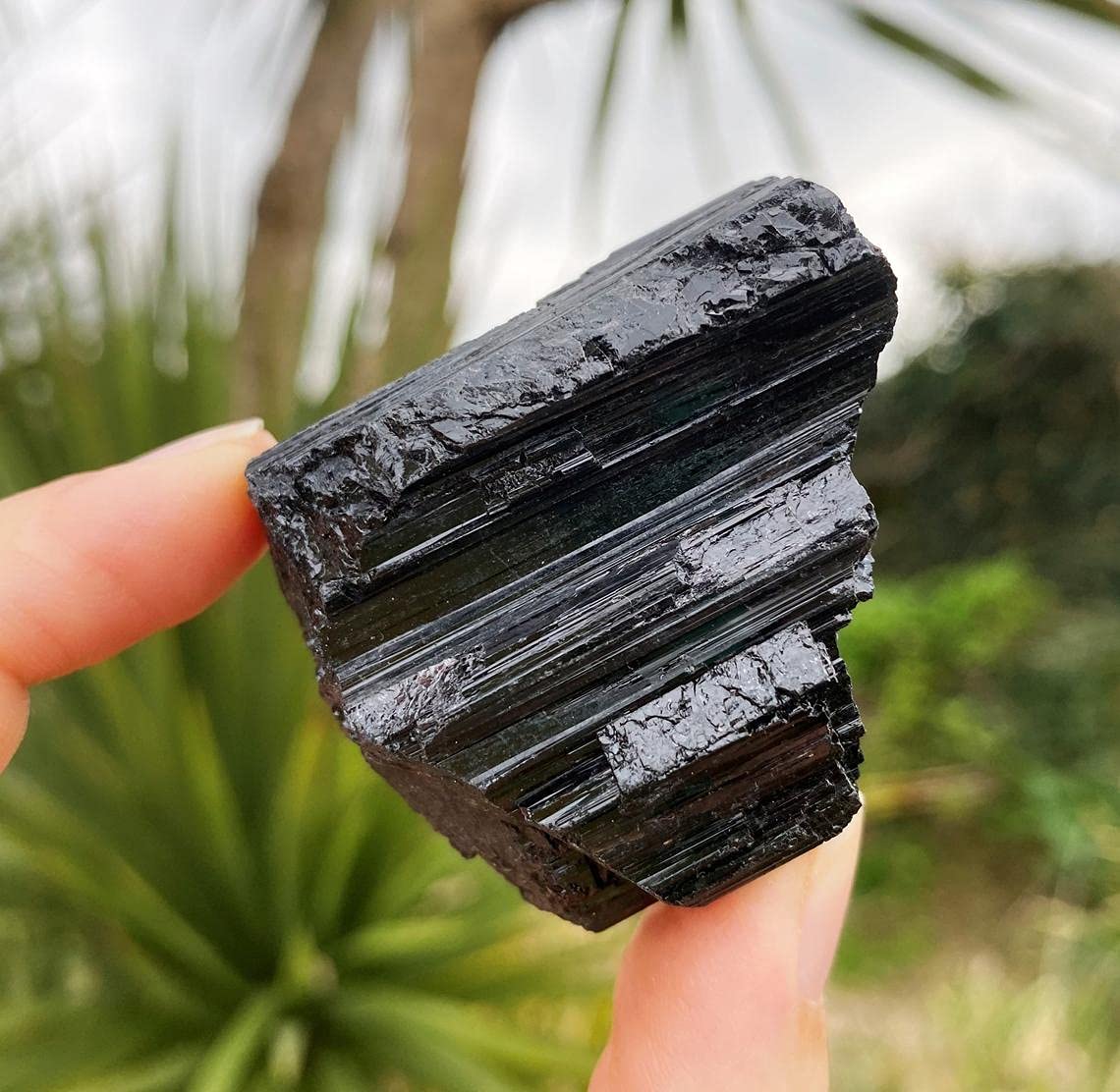 natural black tourmaline nettle healing properties