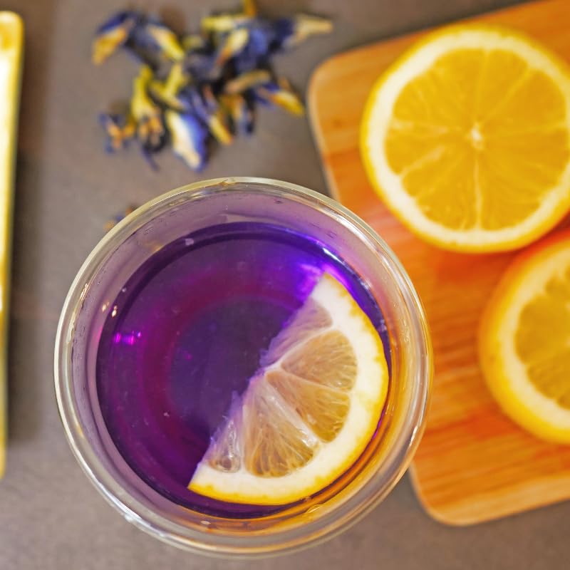 natural butterfly pea flower infusion