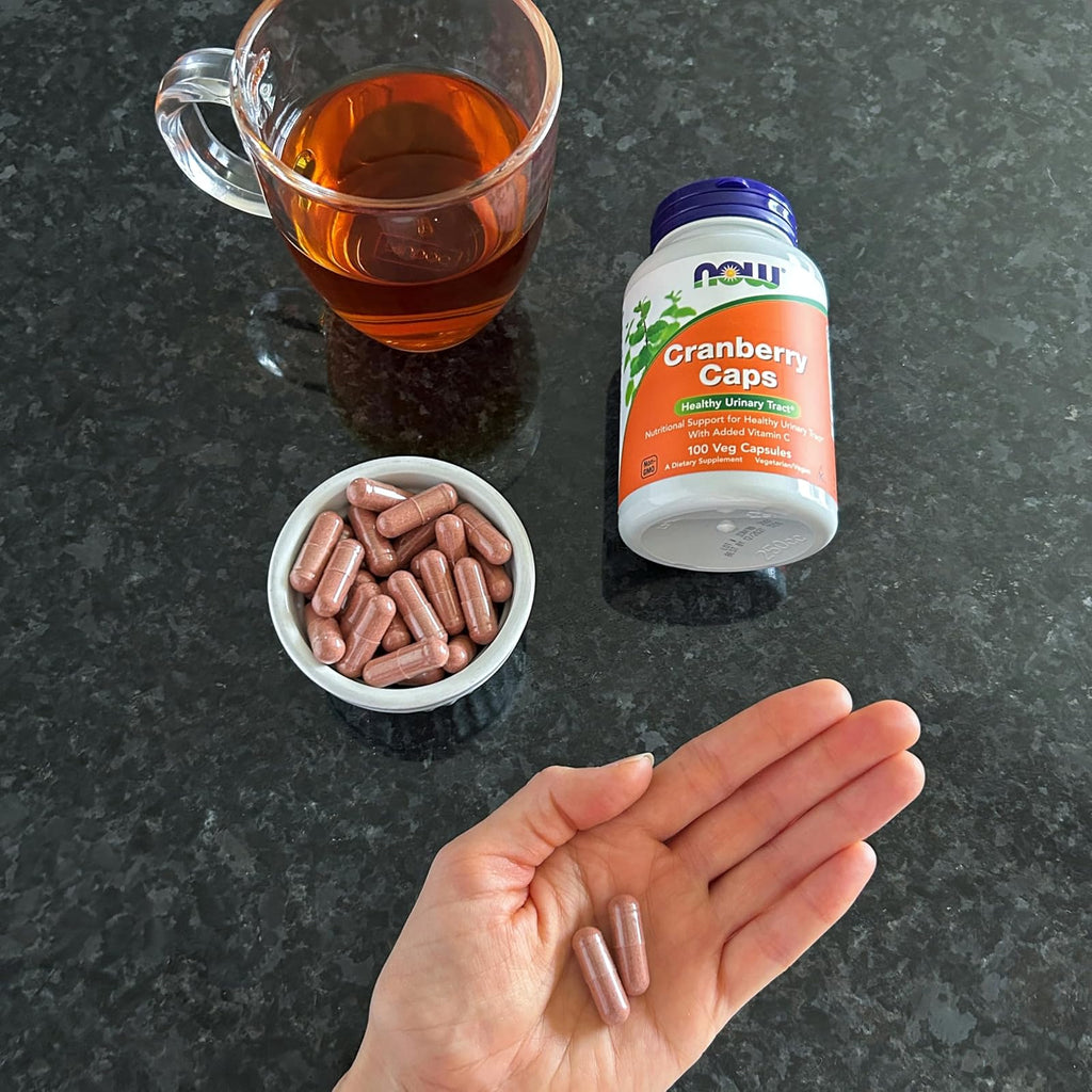 Natural cranberry supplement for women