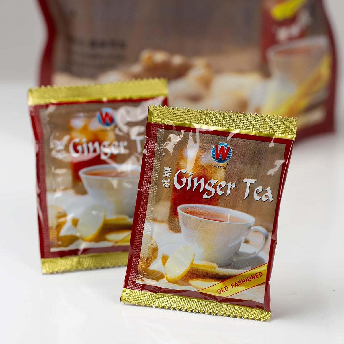natural ginger tea with honey