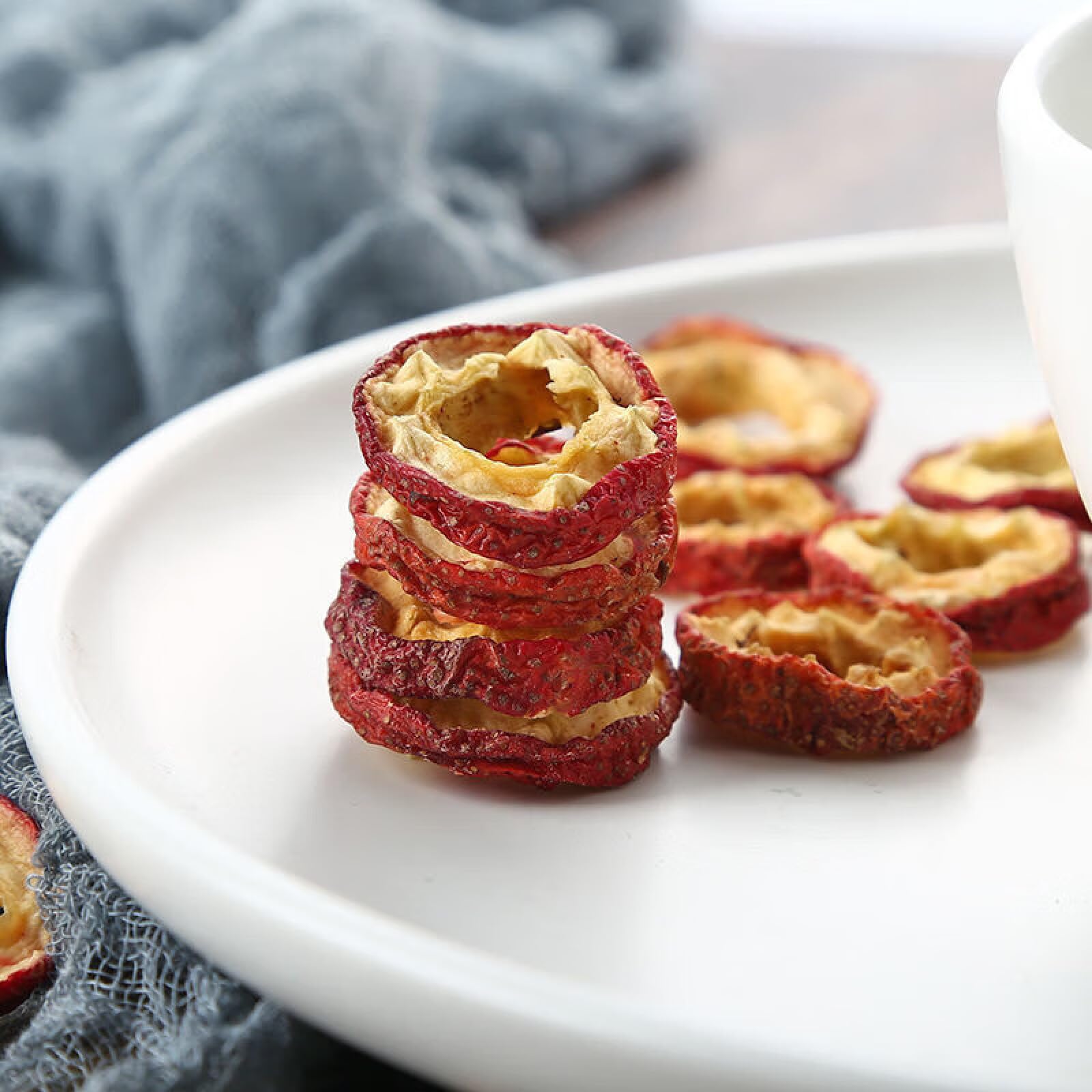 Natural hawthorn fruit tea blend