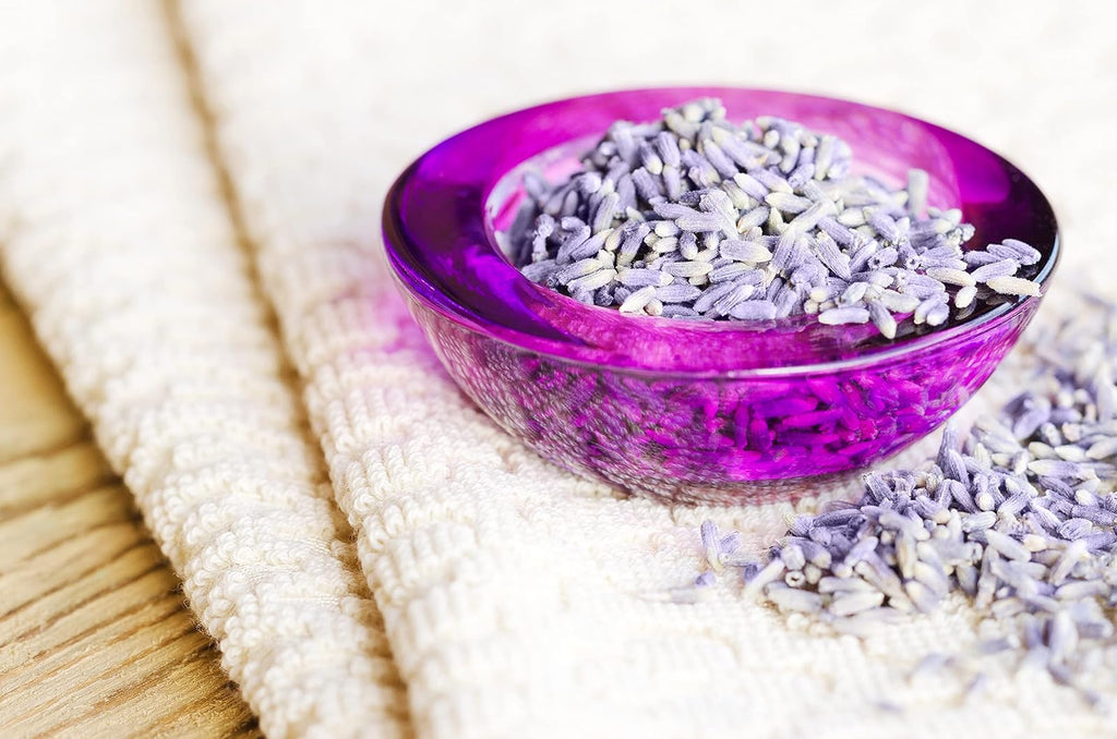 natural lavender buds for herbal tea
