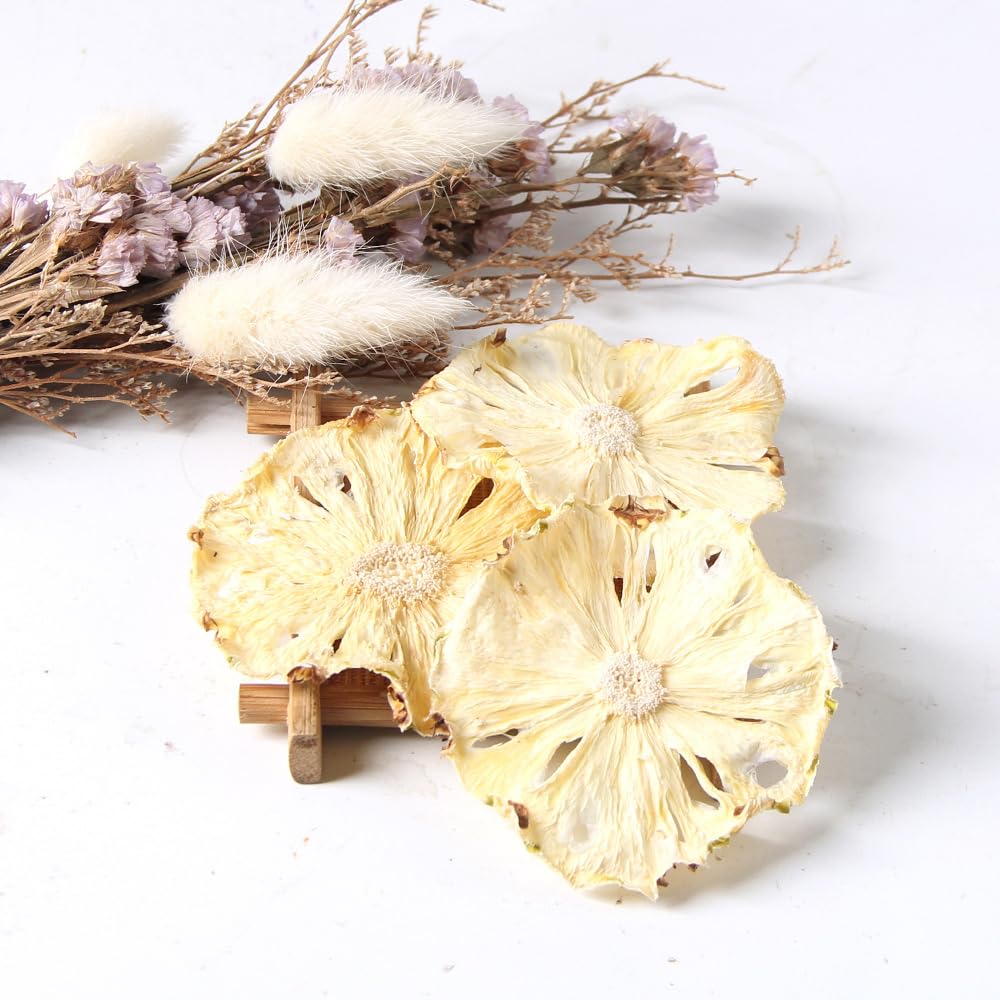 naturally sweet dried pineapple slices