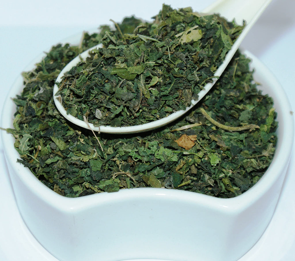 nourishing nettle leaf tea