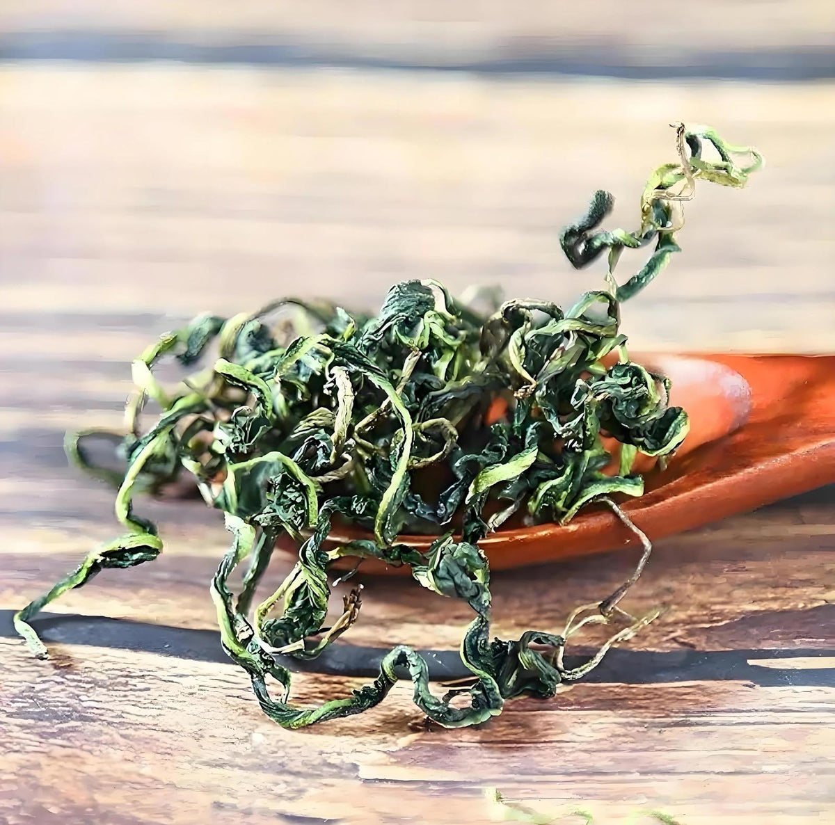 Organic dandelion tea for digestion
